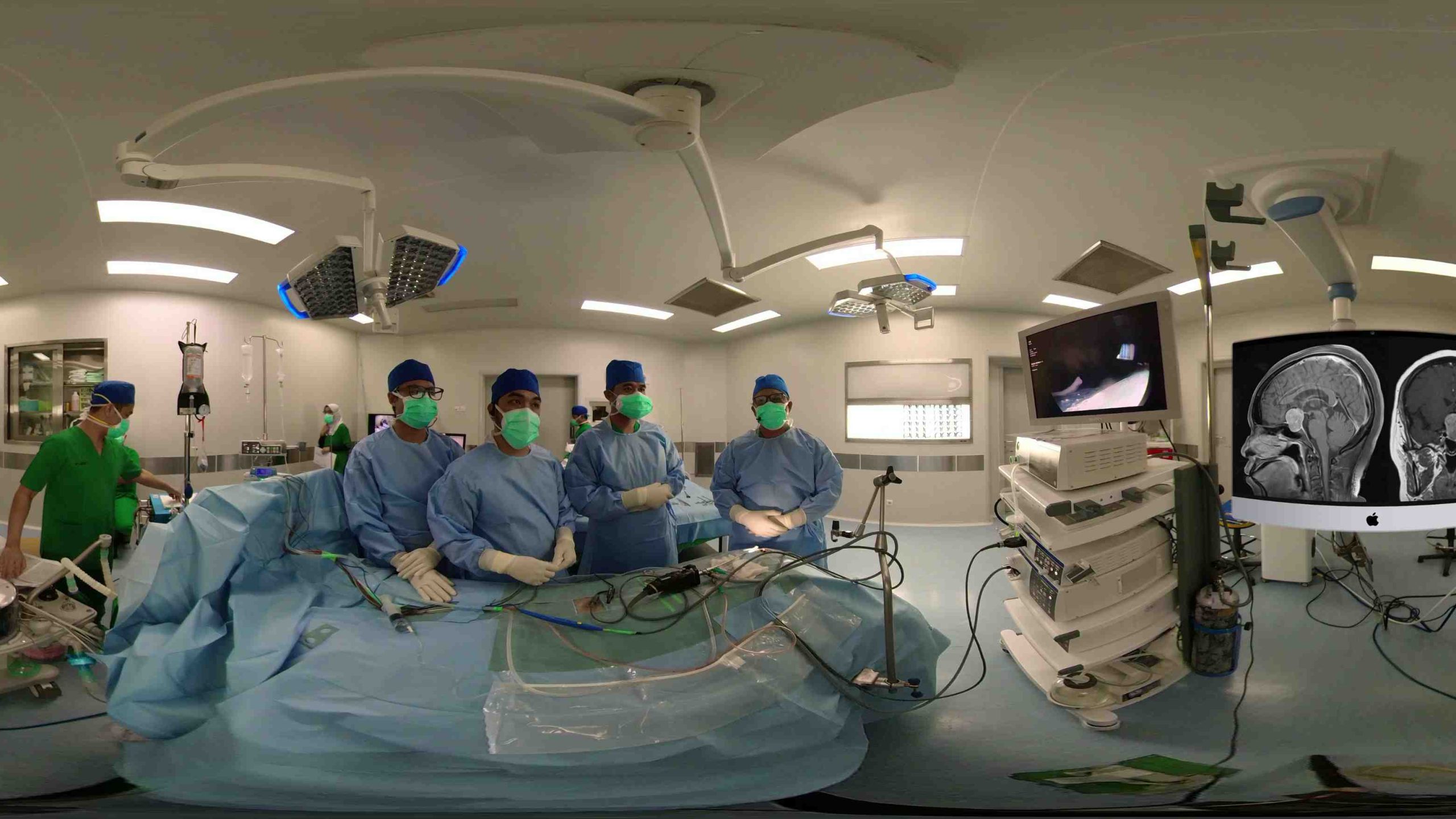 Medical Center terbaik di Surabaya - Locus